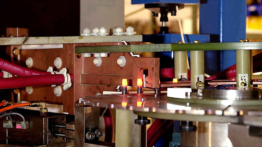 Induction Heating for Fastener Manufacturing | Ajax TOCCO