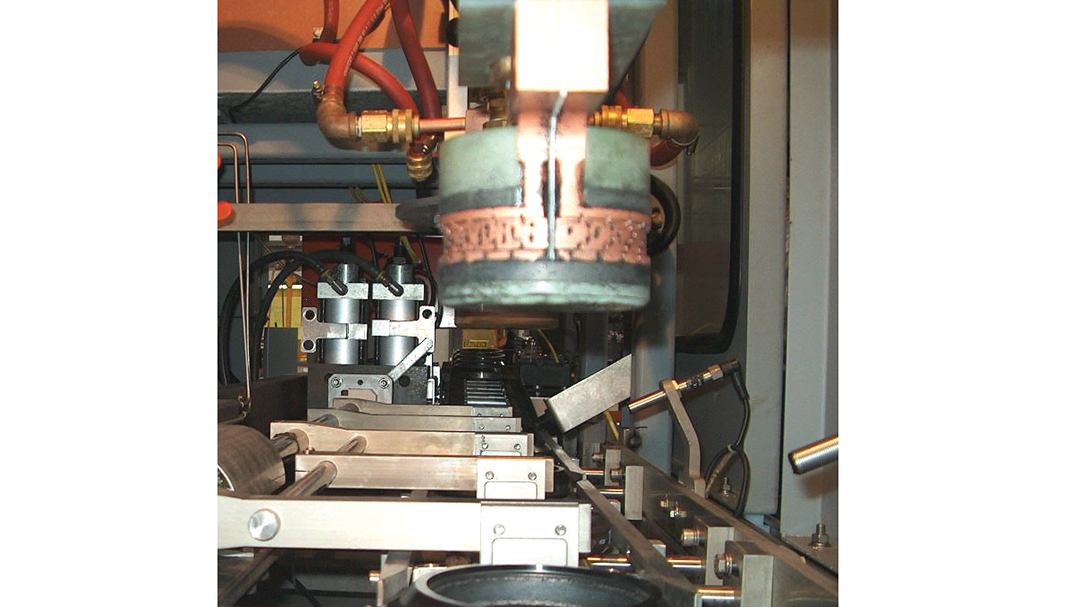 Lift & Rotate Machinery for Induction Heat Treating | Ajax TOCCO