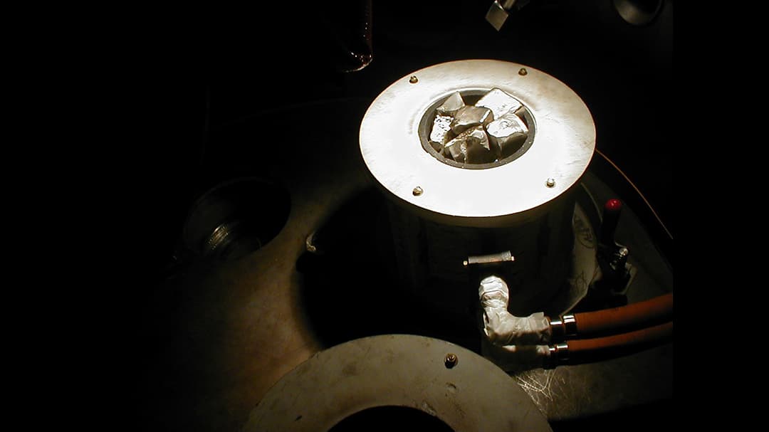 Vacuum Induction & Controlled Atmosphere Melting Furnaces | Ajax TOCCO